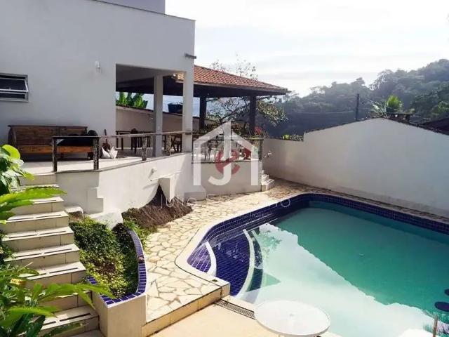 Casa / Sobrado para Venda em Ubatuba/SP Tenório 9 Quartos