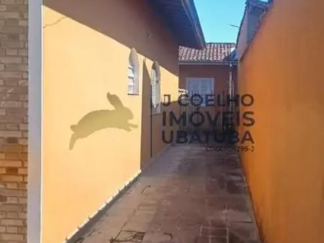Casa / Sobrado para Venda em Ubatuba/SP Umuarama 4 Quartos