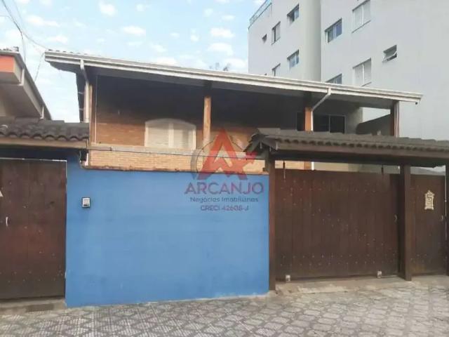 Casa / Sobrado para Venda em Ubatuba/SP Umuarama 8 Quartos