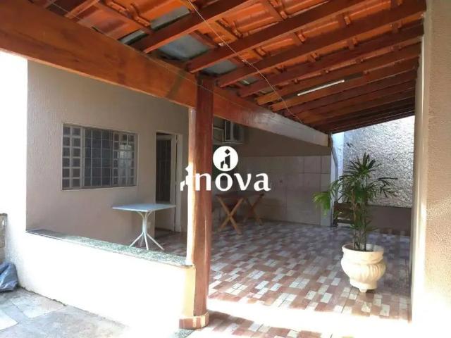 Casa / Sobrado para Venda em Uberaba/MG Conjunto Costa Telles I 3 Quartos
