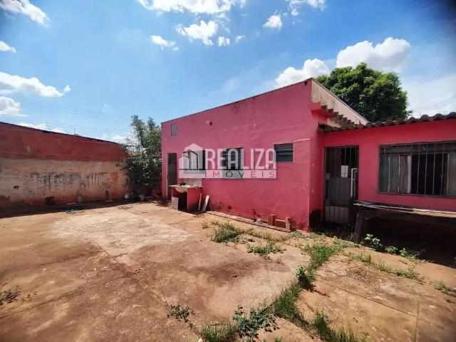 Casa / Sobrado para Venda em Uberaba/MG Conjunto Costa Telles I 2 Quartos