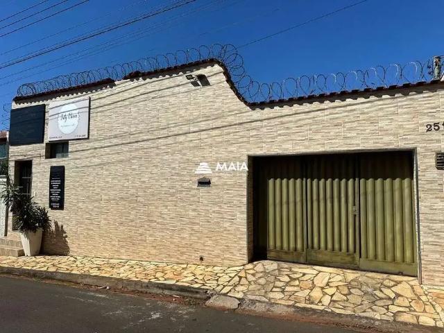 Casa / Sobrado para Venda em Uberaba/MG Conjunto Costa Telles II 3 Quartos
