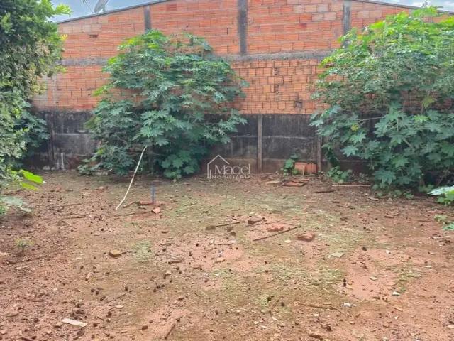 Casa / Sobrado para Venda em Uberaba/MG Conjunto Cássio Rezende 2 Quartos