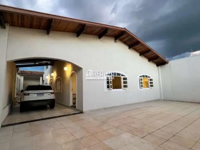 Casa / Sobrado para Venda em Uberaba/MG Conjunto Frei Eugênio 4 Quartos