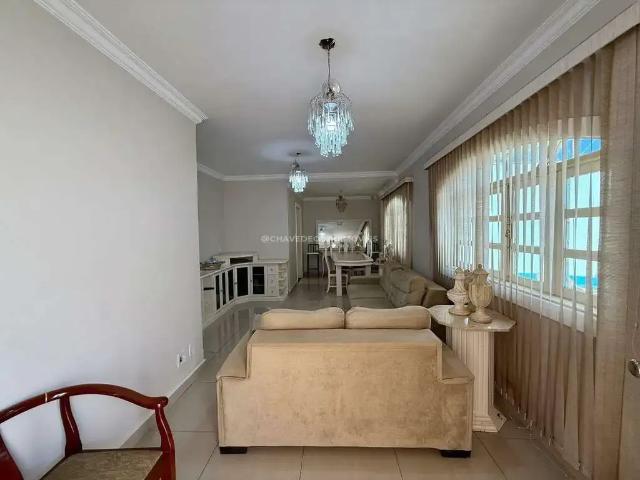 Casa / Sobrado para Venda em Uberaba/MG Conjunto Frei Eugênio 4 Quartos