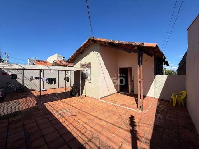 Casa / Sobrado para Venda em Uberaba/MG Conjunto Morada do Sol 2 Quartos