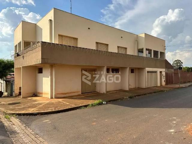 Casa / Sobrado para Venda em Uberaba/MG Conjunto Maringá I 4 Quartos