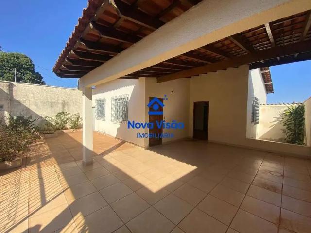 Casa / Sobrado para Venda em Uberaba/MG Conjunto Pontal 3 Quartos