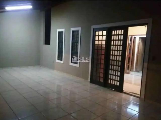 Casa / Sobrado para Venda em Uberaba/MG Conjunto Uberaba 4 Quartos