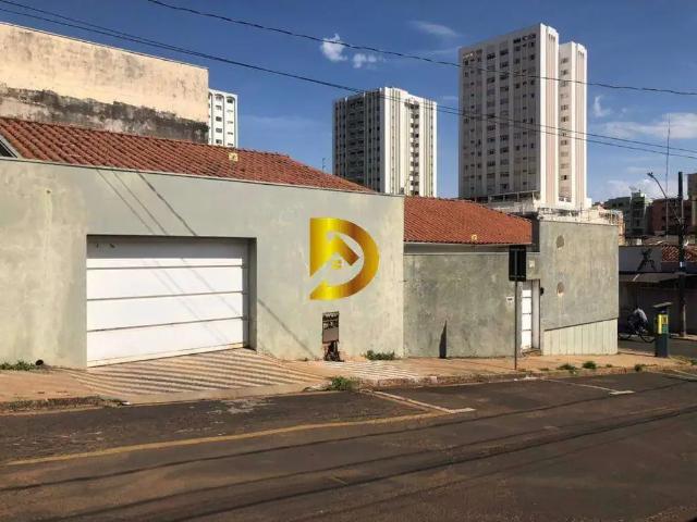 Casa / Sobrado para Venda em Uberaba/MG Centro 2 Quartos