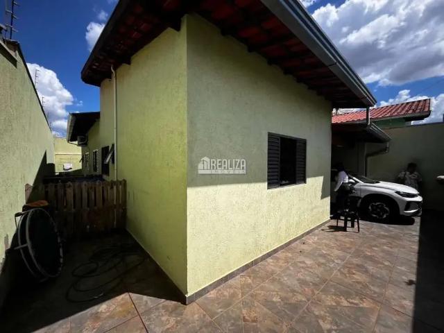 Casa / Sobrado para Venda em Uberaba/MG Cidade Nova 4 Quartos