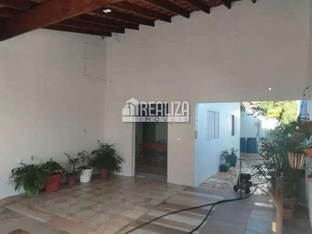 Casa / Sobrado para Venda em Uberaba/MG Cidade Ozanan 2 Quartos