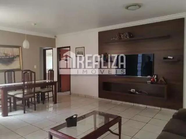 Casa / Sobrado para Venda em Uberaba/MG Cidade Jardim 6 Quartos