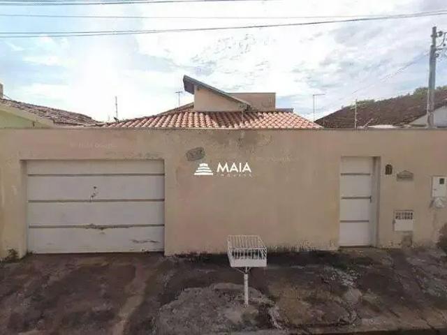 Casa / Sobrado para Venda em Uberaba/MG Cidade Jardim 3 Quartos