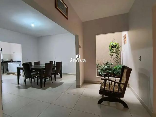 Casa / Sobrado para Venda em Uberaba/MG Cidade Jardim 3 Quartos