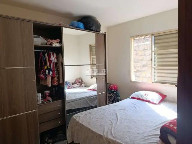 Casa / Sobrado para Venda em Uberaba/MG Beija Flor 3 Quartos
