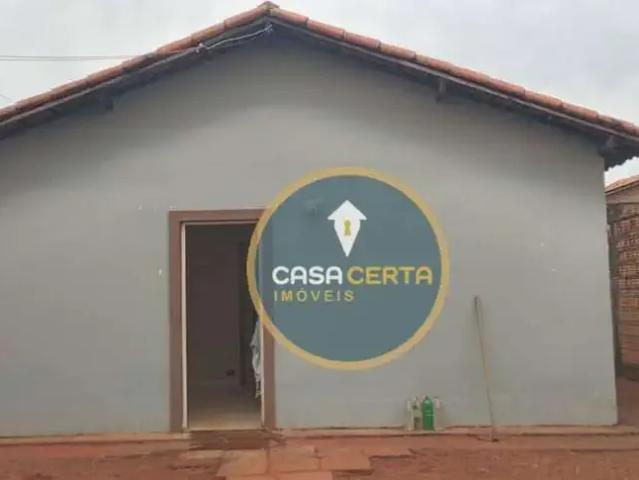 Casa / Sobrado para Venda em Uberaba/MG Beija Flor II 2 Quartos