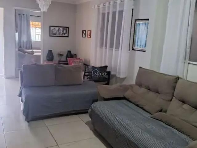 Casa / Sobrado para Venda em Uberaba/MG Beija Flor II 3 Quartos
