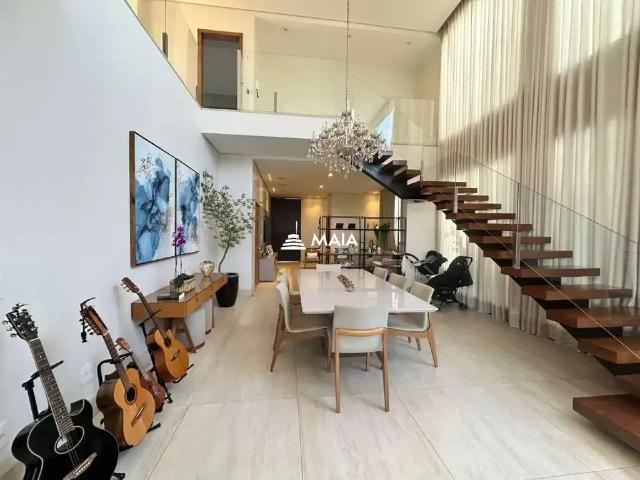 Casa / Sobrado para Venda em Uberaba/MG Estância dos Ipês 3 Quartos