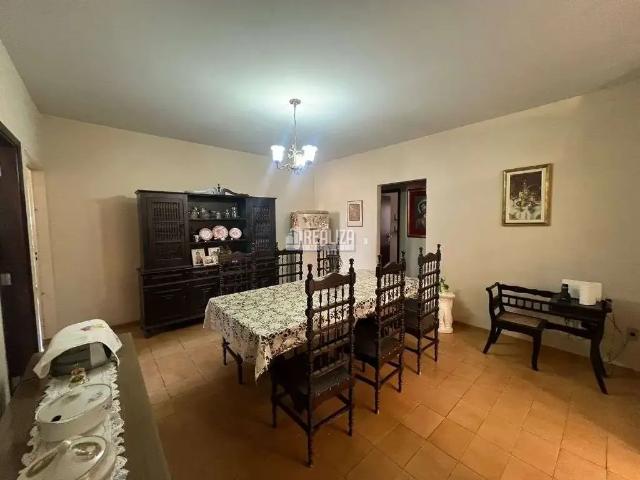 Casa / Sobrado para Venda em Uberaba/MG Estados Unidos 3 Quartos