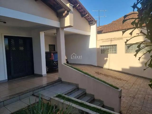 Casa / Sobrado para Venda em Uberaba/MG Estados Unidos 3 Quartos