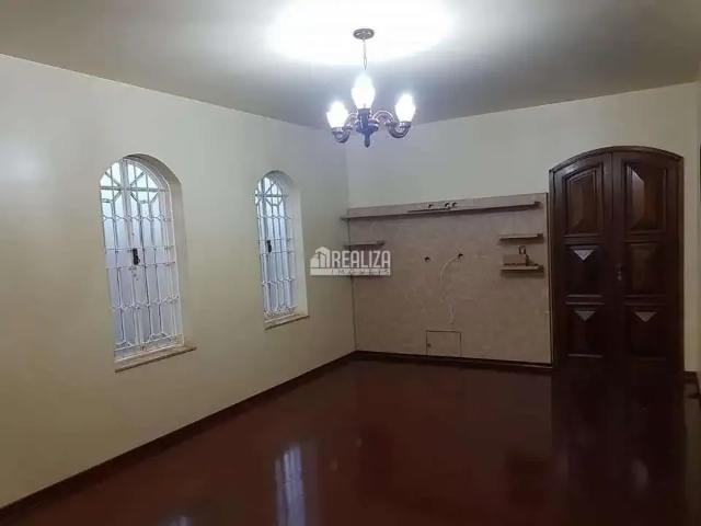 Casa / Sobrado para Venda em Uberaba/MG Estados Unidos 3 Quartos