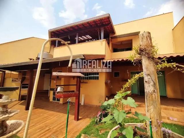 Casa / Sobrado para Venda em Uberaba/MG Estados Unidos 3 Quartos