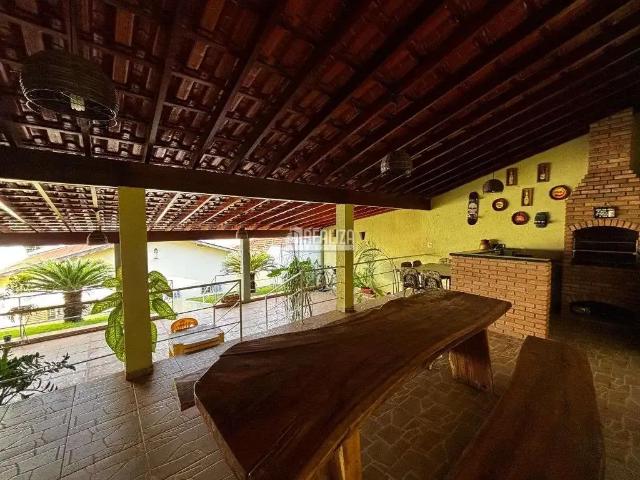 Casa / Sobrado para Venda em Uberaba/MG Estados Unidos 3 Quartos