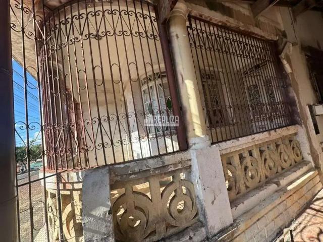 Casa / Sobrado para Venda em Uberaba/MG Estados Unidos 7 Quartos