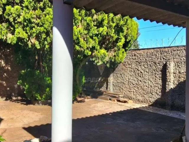 Casa / Sobrado para Venda em Uberaba/MG Estados Unidos 4 Quartos