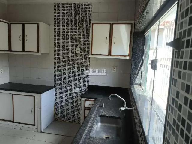 Casa / Sobrado para Venda em Uberaba/MG Fabrício 4 Quartos