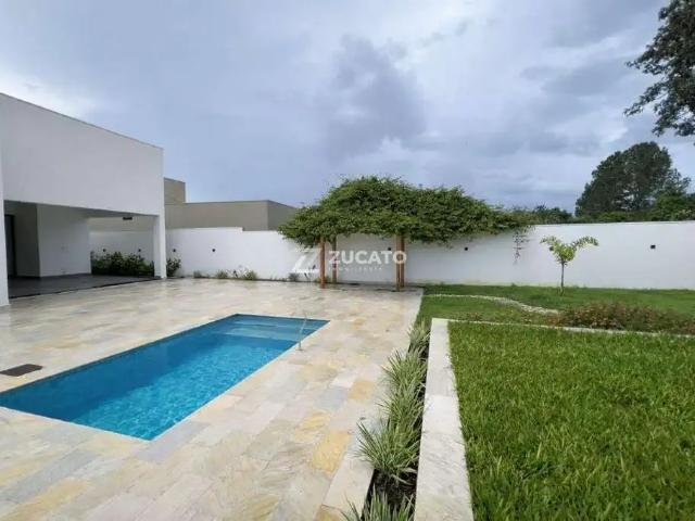 Casa / Sobrado para Venda em Uberaba/MG Jockey Park 4 Quartos