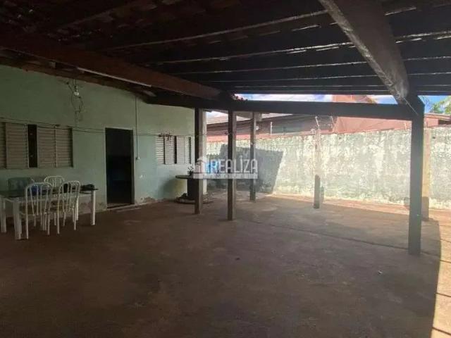 Casa / Sobrado para Venda em Uberaba/MG Jardim Maracanã 2 Quartos
