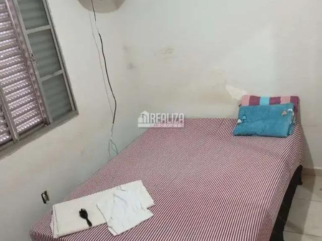 Casa / Sobrado para Venda em Uberaba/MG Jardim Marajó 2 Quartos
