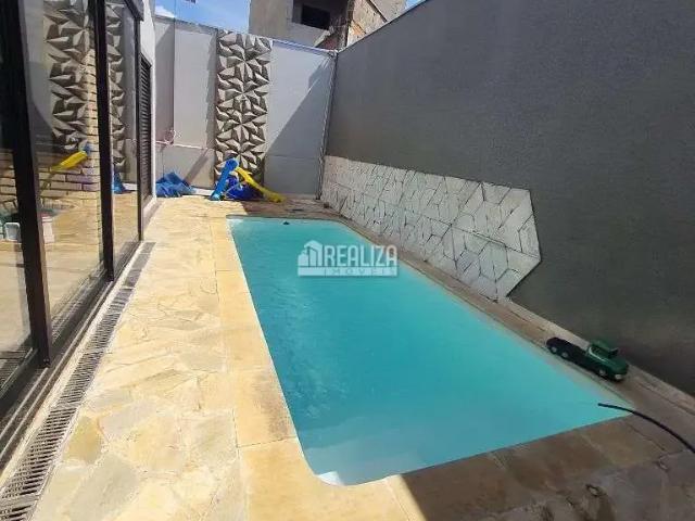 Casa / Sobrado para Venda em Uberaba/MG Jardim Nenê Gomes 3 Quartos