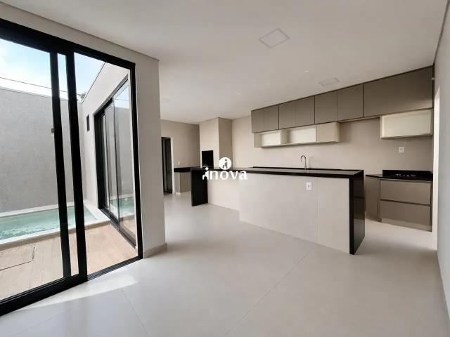 Casa / Sobrado para Venda em Uberaba/MG Jardim Nenê Gomes 3 Quartos