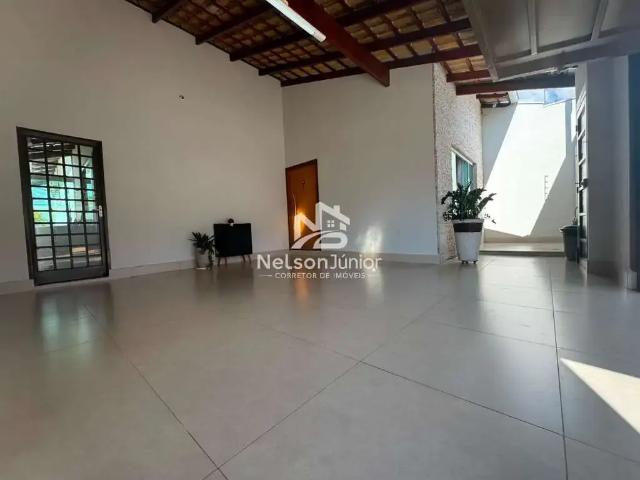 Casa / Sobrado para Venda em Uberaba/MG Jardim Nenê Gomes 3 Quartos