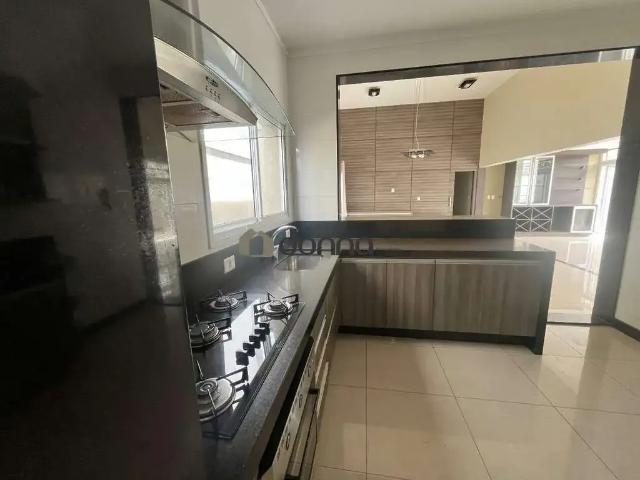 Casa / Sobrado para Venda em Uberaba/MG Jardim do Lago 3 Quartos