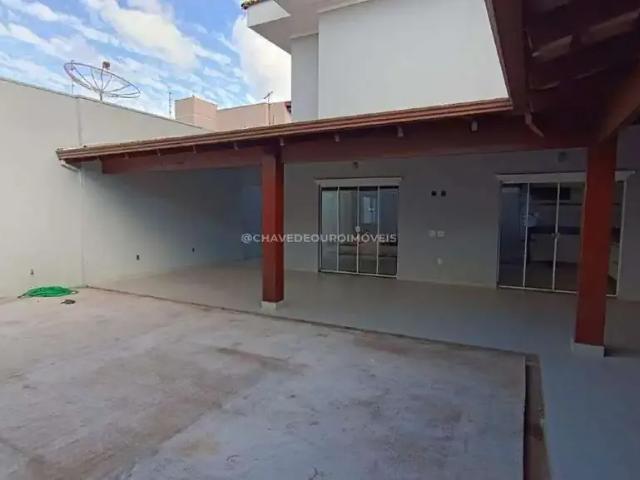Casa / Sobrado para Venda em Uberaba/MG Jardim do Lago 4 Quartos