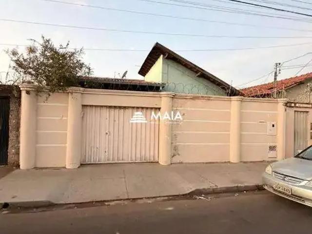 Casa / Sobrado para Venda em Uberaba/MG Jardim Elza Amuí I 3 Quartos
