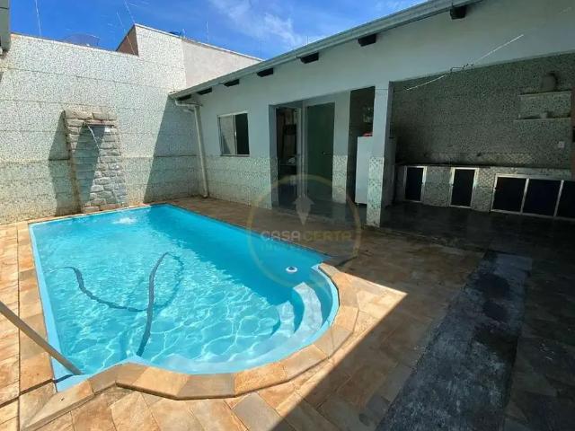 Casa / Sobrado para Venda em Uberaba/MG Jardim Elza Amuí I 3 Quartos