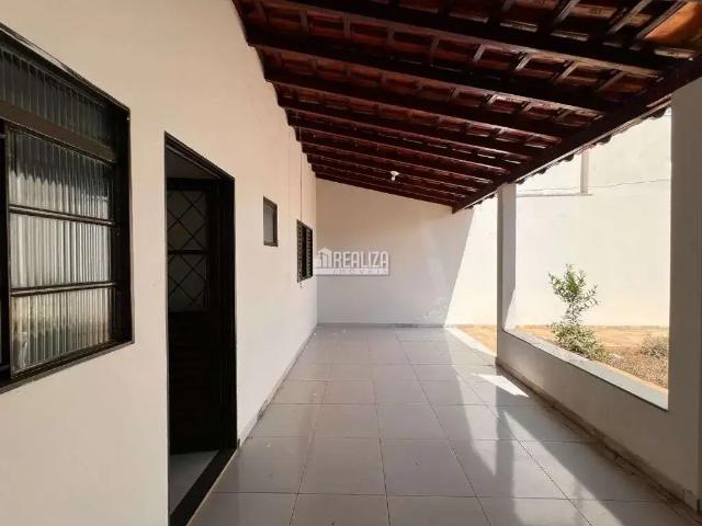 Casa / Sobrado para Venda em Uberaba/MG Jardim Elza Amuí III 3 Quartos