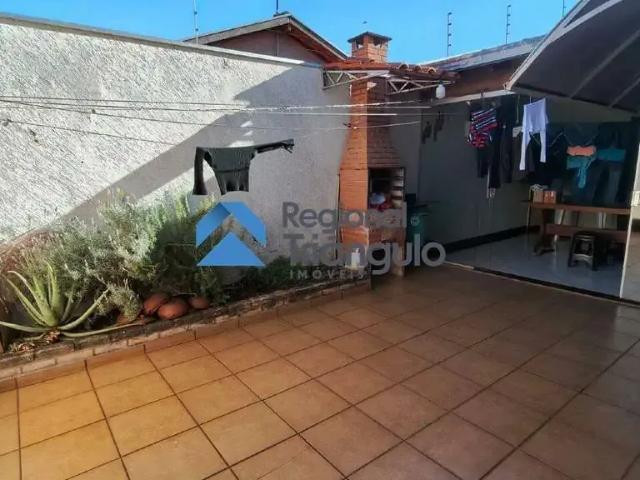 Casa / Sobrado para Venda em Uberaba/MG Jardim Elza Amuí III 2 Quartos