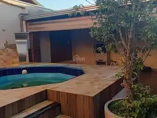 Casa / Sobrado para Venda em Uberaba/MG Jardim Espanha 3 Quartos