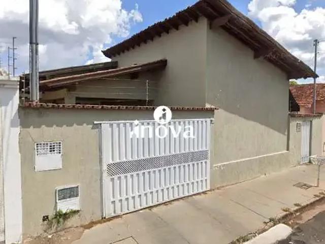Casa / Sobrado para Venda em Uberaba/MG Jardim Espírito Santo 3 Quartos