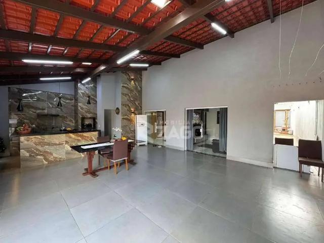 Casa / Sobrado para Venda em Uberaba/MG Jardim Itália 3 Quartos