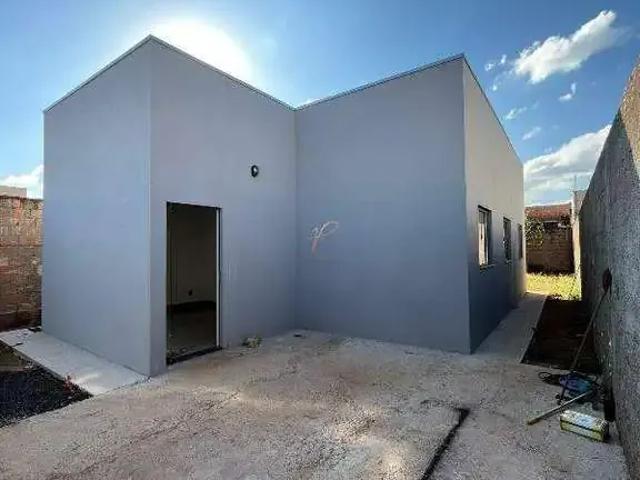Casa / Sobrado para Venda em Uberaba/MG Jardim Itália II 3 Quartos
