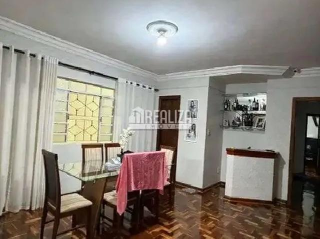 Casa / Sobrado para Venda em Uberaba/MG Jardim Induberaba 3 Quartos