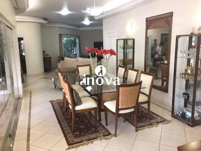 Casa / Sobrado para Venda em Uberaba/MG Jardim São Bento 4 Quartos
