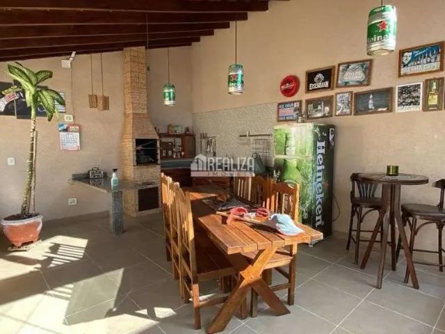 Casa / Sobrado para Venda em Uberaba/MG Jardim São Bento 4 Quartos